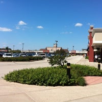 Pleasant Prairie Premium Outlets - Pleasant Prairie, WI