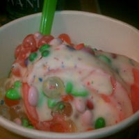 U-Swirl Frozen Yogurt - Frozen Yogurt Shop
