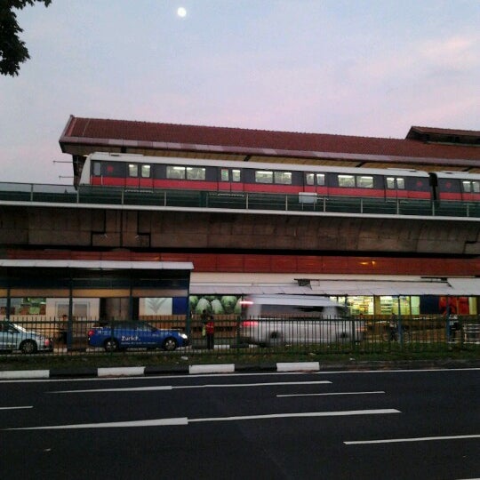 Yishun MRT Station (NS13) - Yishun - 301 Yishun Ave. 2