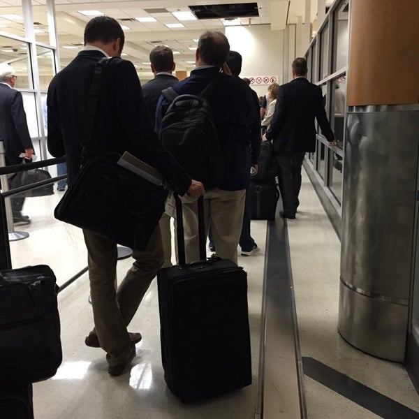 Delta Sky Priority Check-in - Atlanta, GA