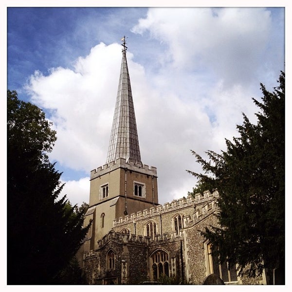 St Mary's Church - Church in Harrow on the Hill