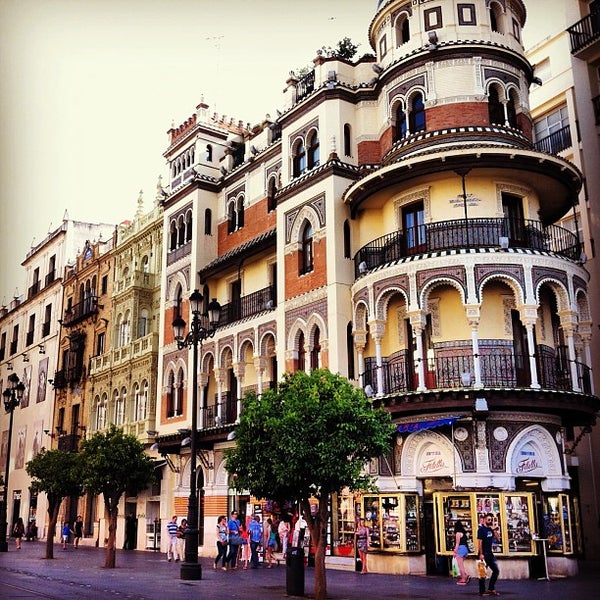 Sevilla Centro Histórico - Historic Site in Santa Cruz