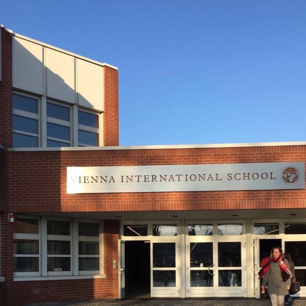 Vienna International School - High School in Kagran