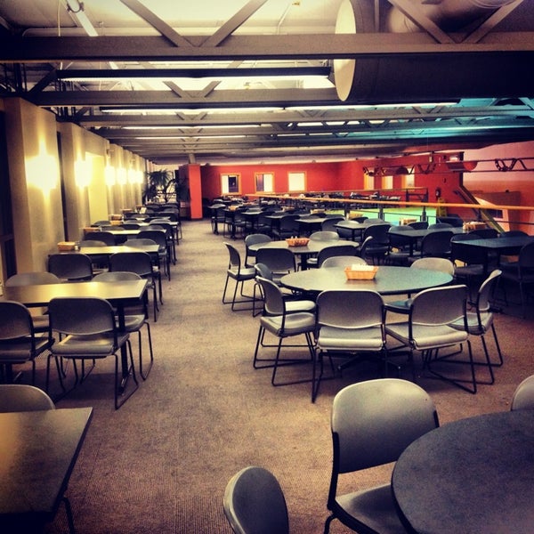 Dewick-MacPhie Dining Hall, Tufts University - College Cafeteria in ...