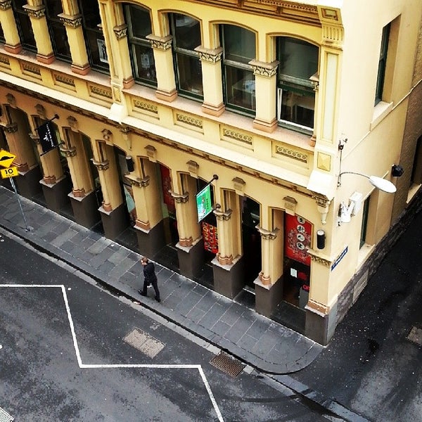 Flinders Station Hotel Backpackers - Melbourne CBD - Melbourne, VIC