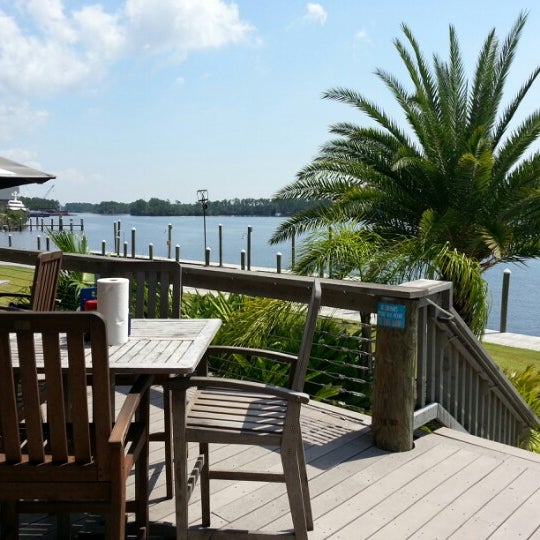 The Dock Bar & Grill - Seafood Restaurant