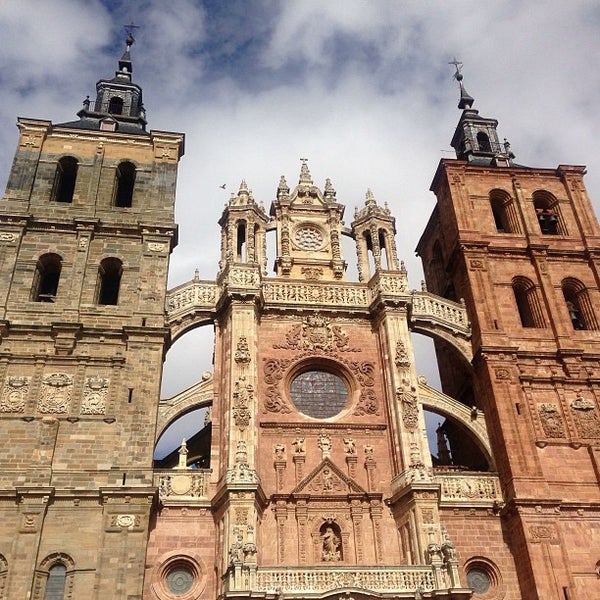 Catedral de Astorga - Church in Astorga