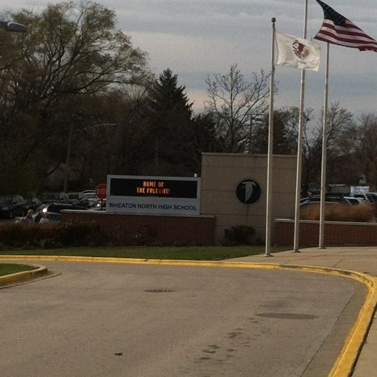Wheaton North High School - 701 W Thomas Rd