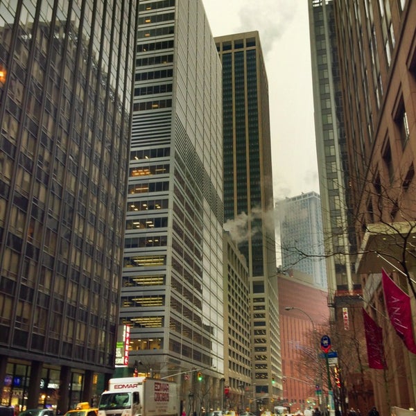 65 Broadway - Building in Financial District