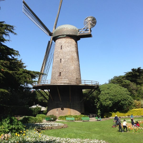 Dutch Windmill - Monument / Landmark in Golden Gate Park