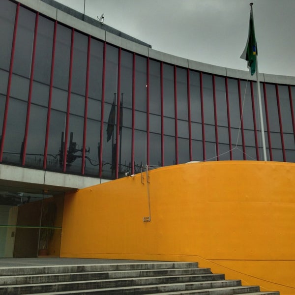 ブラジル連邦共和国大使館 (Embassy of the Federative Republic of Brazil) - 北青山2-11-12