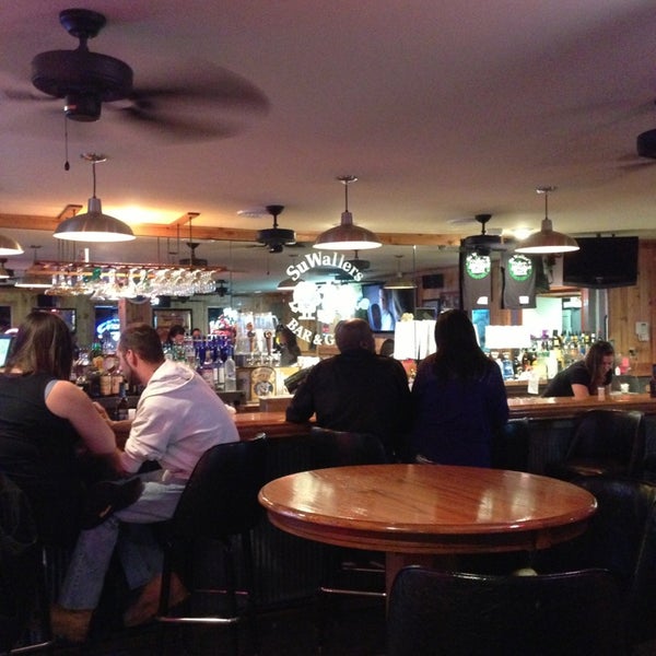 SuWallers Bar And Grill - 2101 N Warson Rd