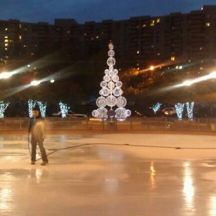 Pentagon Row Square - 1101 S Joyce St