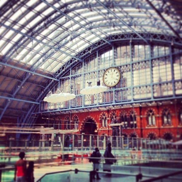London St Pancras International Railway Station (STP) - Train Station