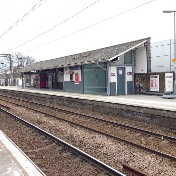 Seven Sisters Railway Station (SVS) - Tottenham Green - Seven Sisters ...