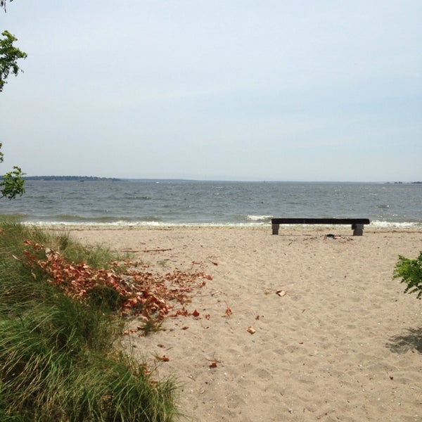 Gaspee point - 2 tips from 54 visitors