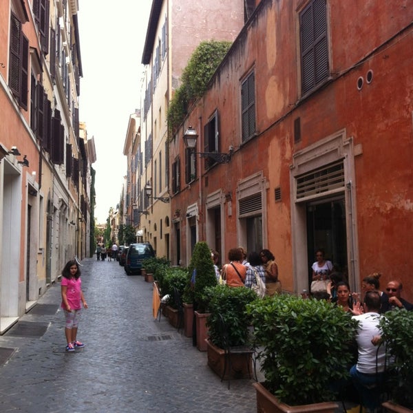 Via Margutta - Road in Rome