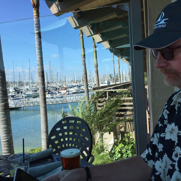 Blue Wave Bar & Grill - La Playa - San Diego, CA