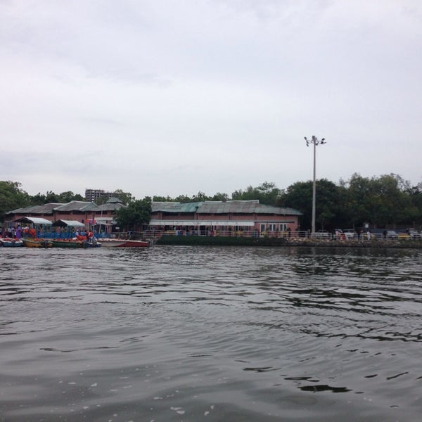 Muttukadu Boat House