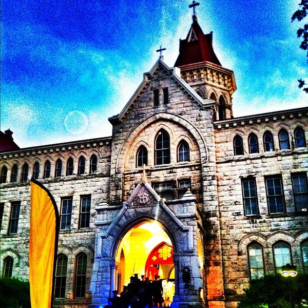 St. Edward's University - St. Edwards - Austin, TX