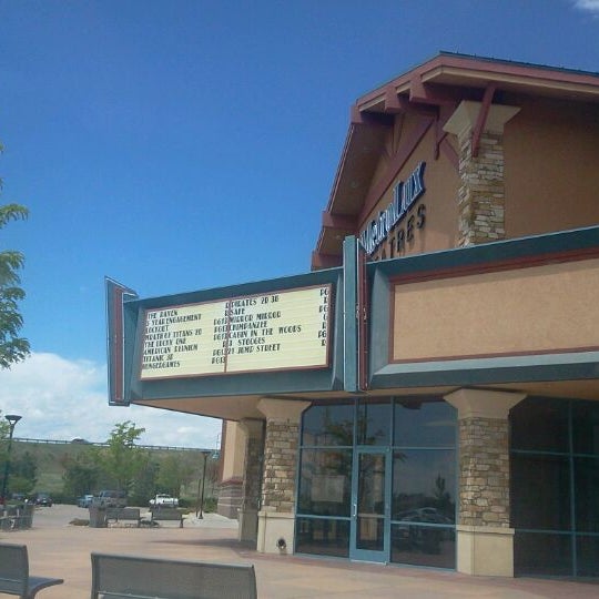 MetroLux 14 Theatres - Multiplex