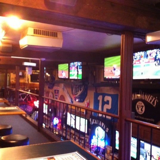 Sluggers Sports Bar - Pioneer Square - 538 1st Ave S