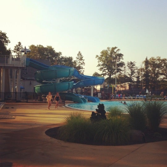 Manorhaven Beach Park - Park in Manorhaven