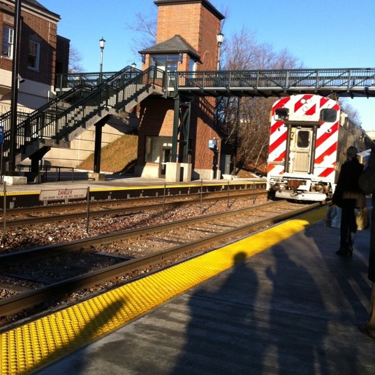 Metra - Winnetka - Winnetka, IL