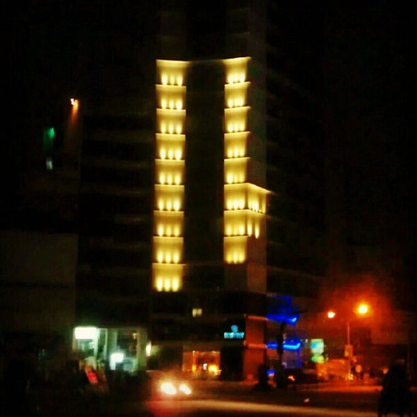 Gulshan Circle 2 - Road in Dhaka