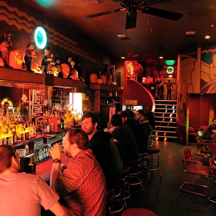 Club Charles reviews, photos - Charles Village - Baltimore - GayCities ...