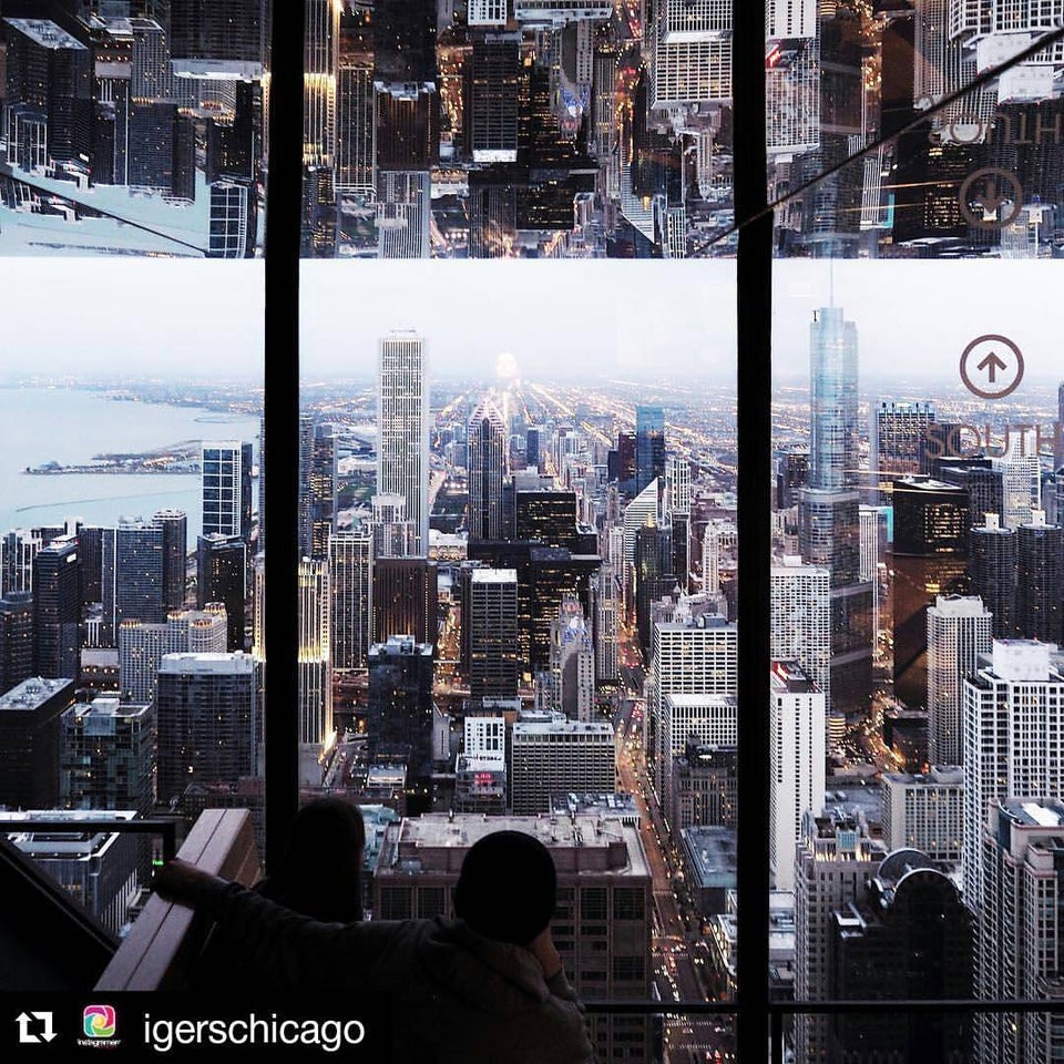 The Signature Room at the 95th Photos - GayCities Chicago