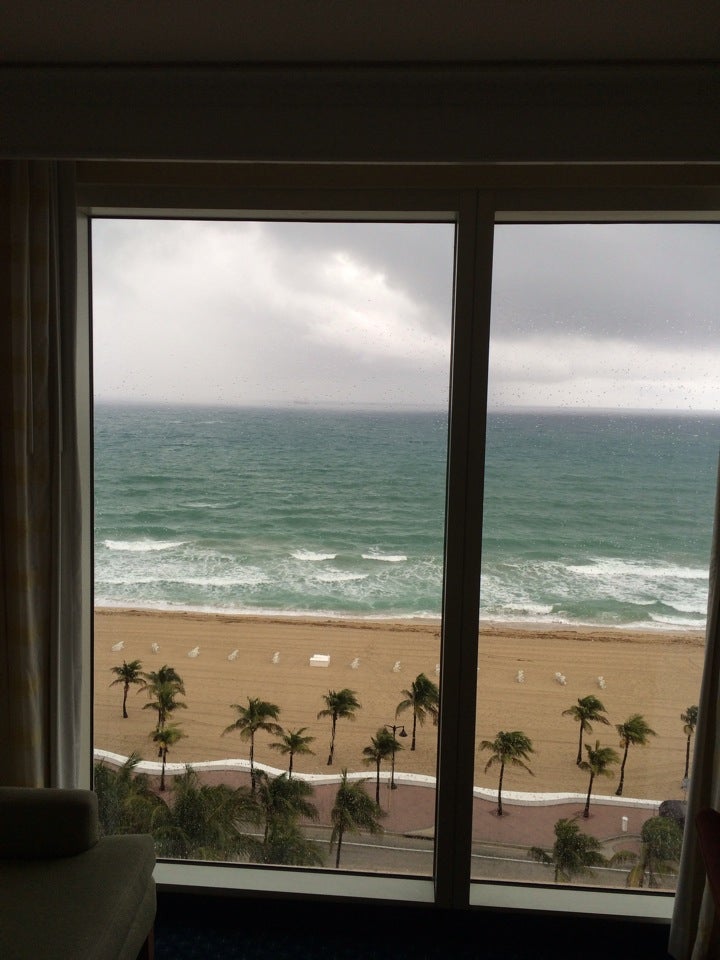Courtyard by Marriott Fort Lauderdale Beach Photos - GayCities Fort ... Courtyard by Marriott Fort Lauderdale Beach Photos - GayCities Fort ...