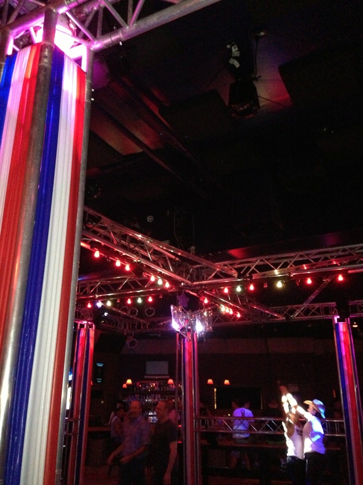 Charlie's Chicago Photos - GayCities Chicago